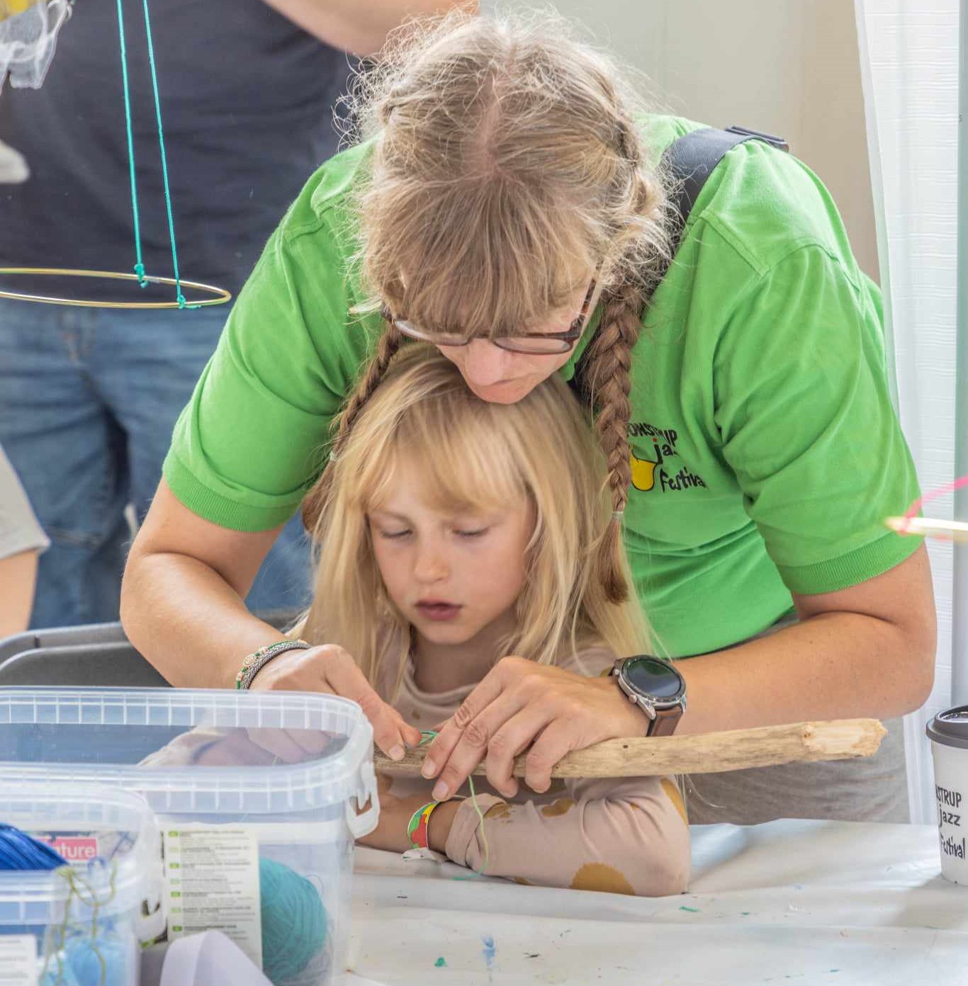 Jonstrup Billedskole laver julegaveworkshop