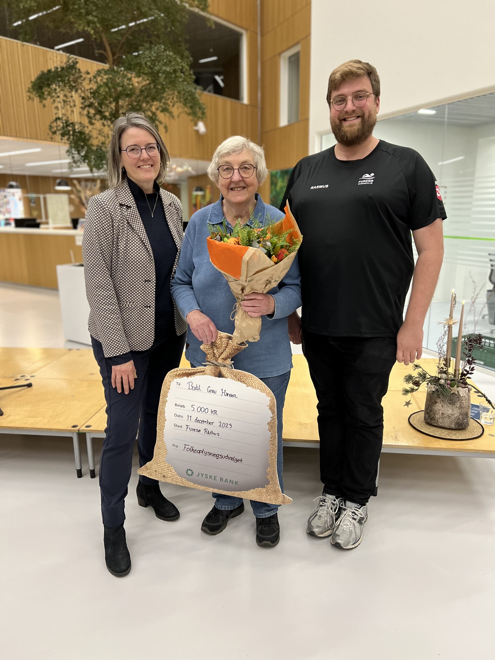 Furesø Svømmeklub crawler imod strømmen – Penge til bredden