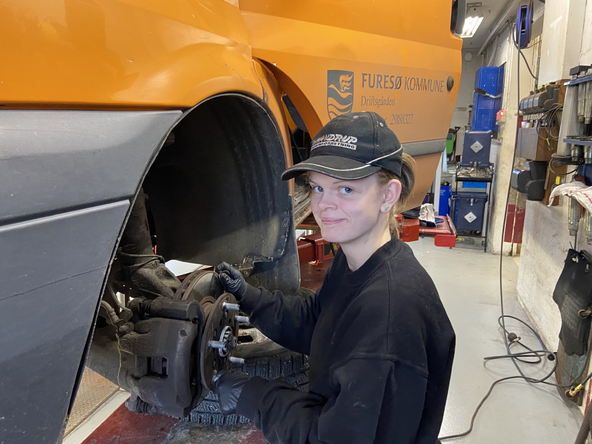 Maja vil være mekaniker – nedbryder fordomme på sin vej