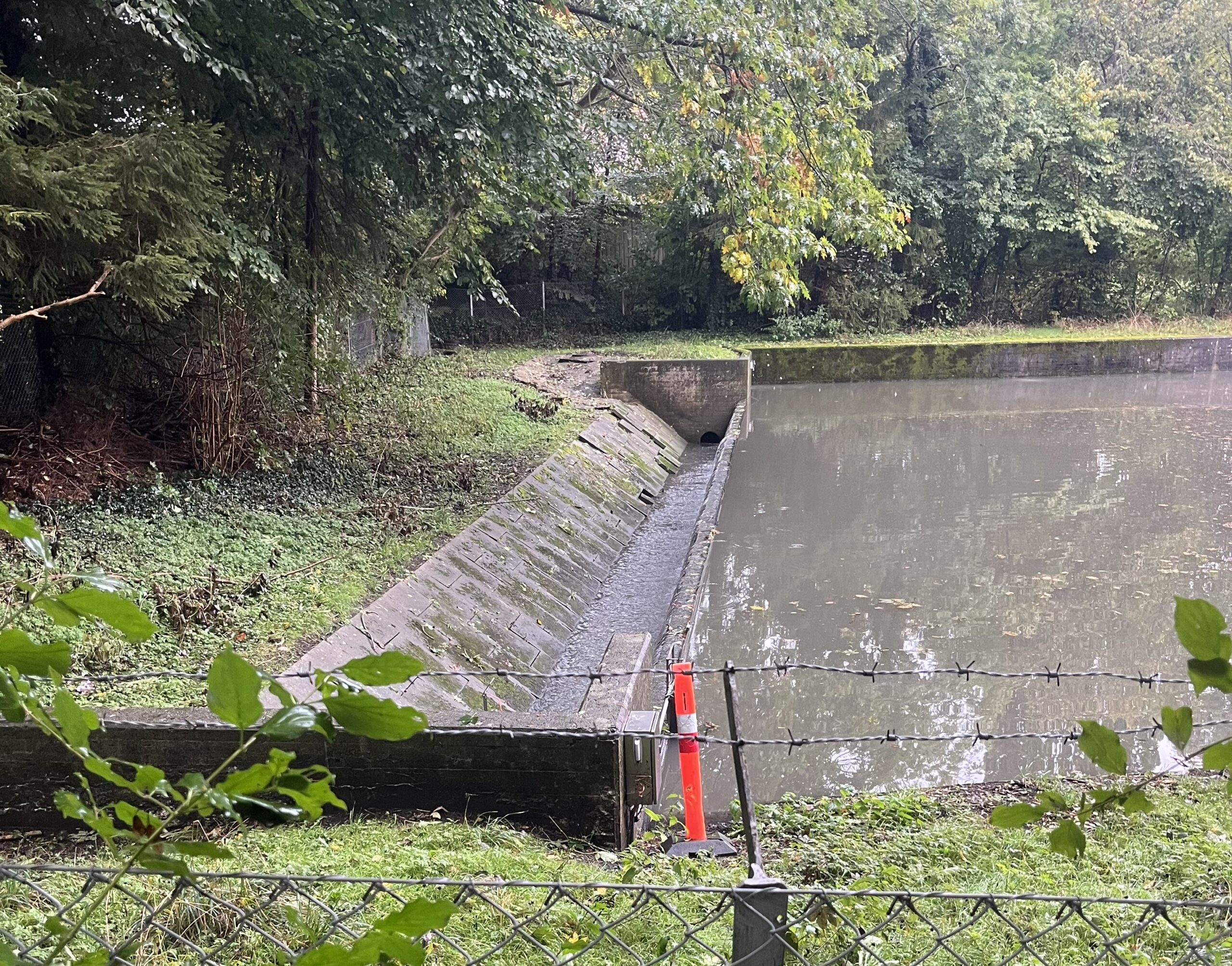 Alle partier vil have fornyet 41 år gammel udledningstilladelse