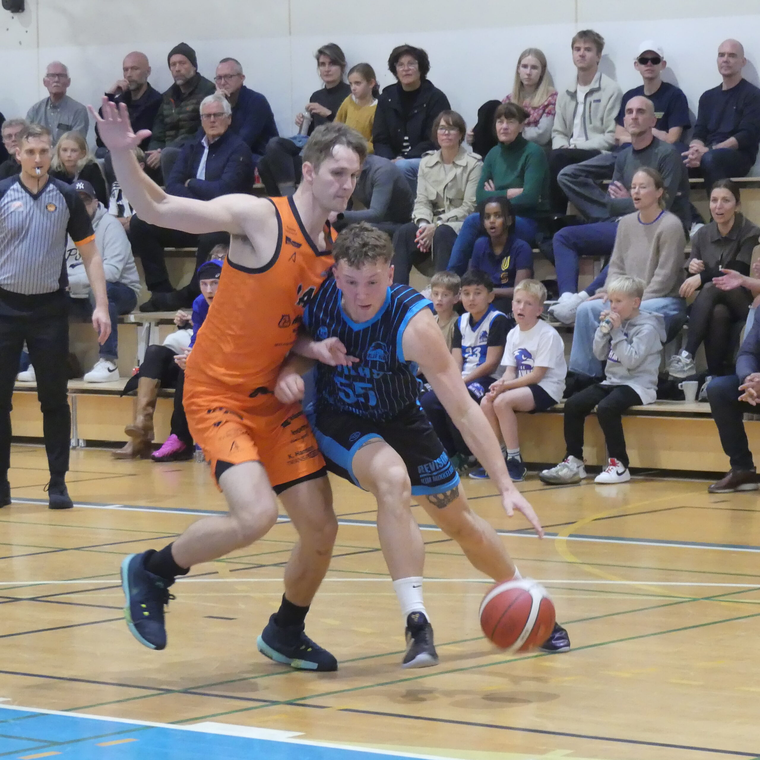 Værløse Blue Hawks spiller rivalopgør i Farum Arena